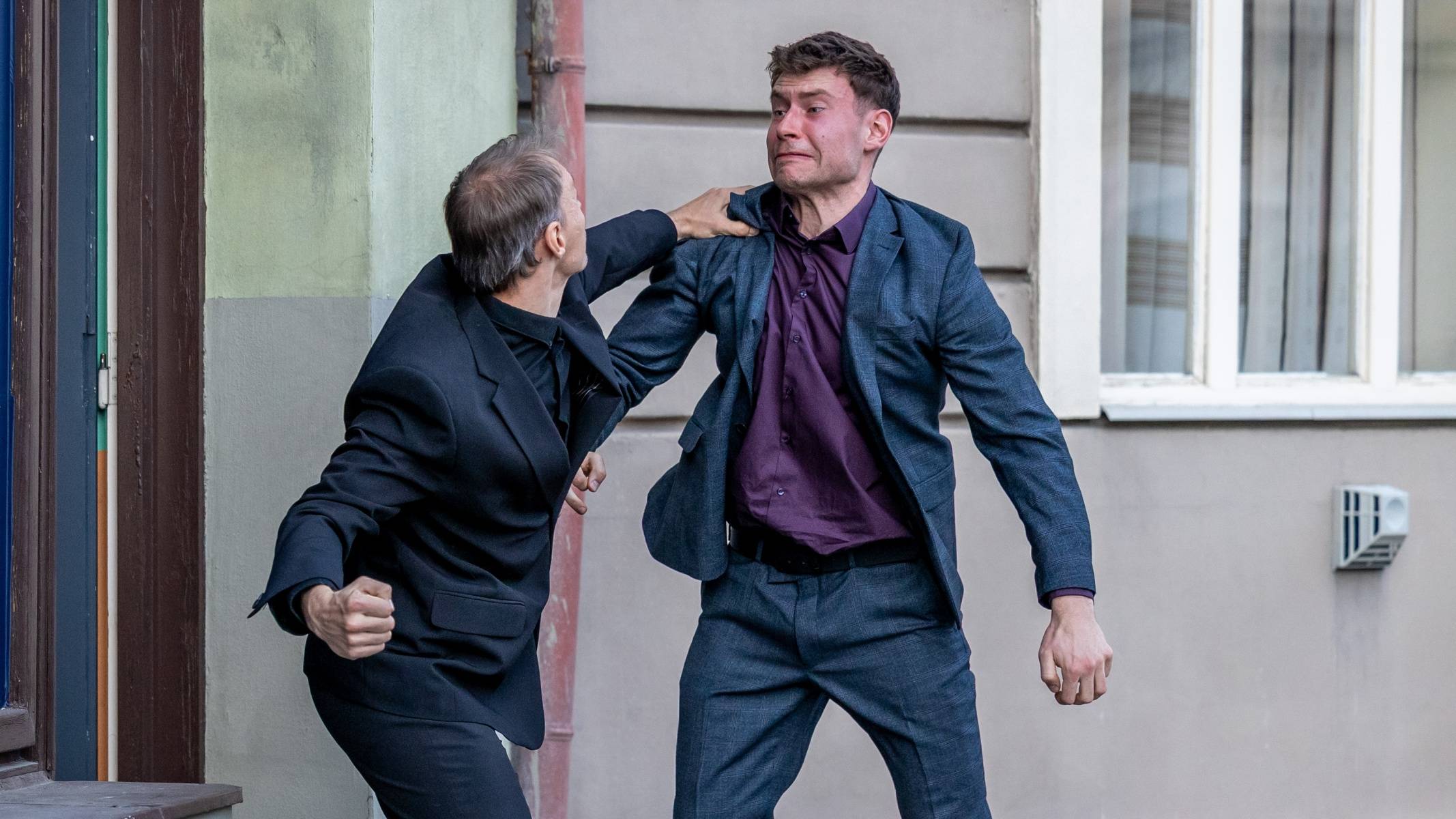 KOMENTÁŘE OD FANOUŠKŮ - Dramatická rvačka v Ulici: Herci se neobešli ...